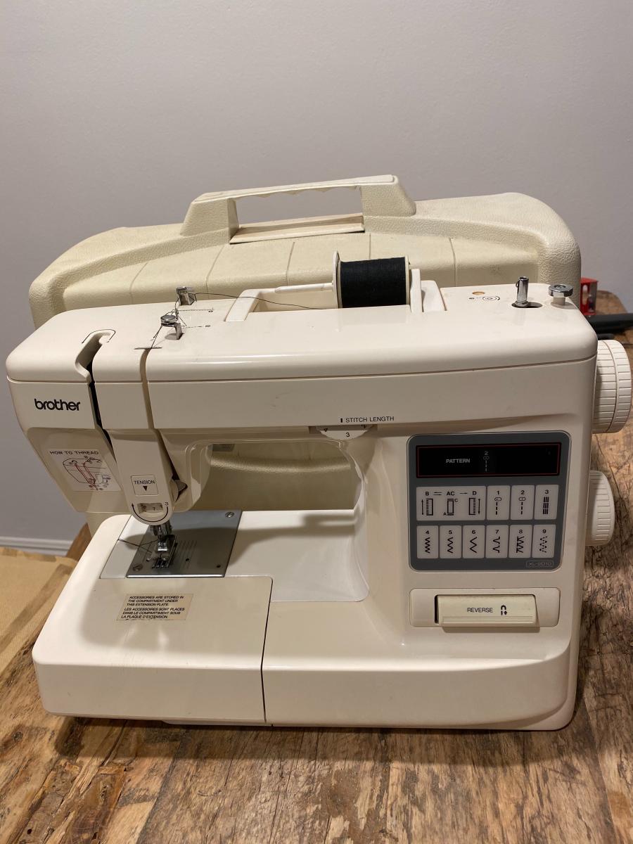 Brother sewing machine with case. | snaplist