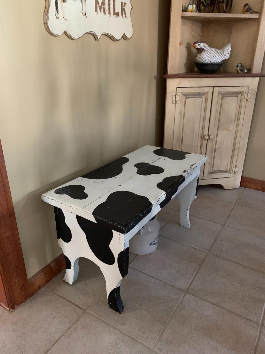 Vintage Farmhouse cow patterned bench!973-600-3177 | snaplist