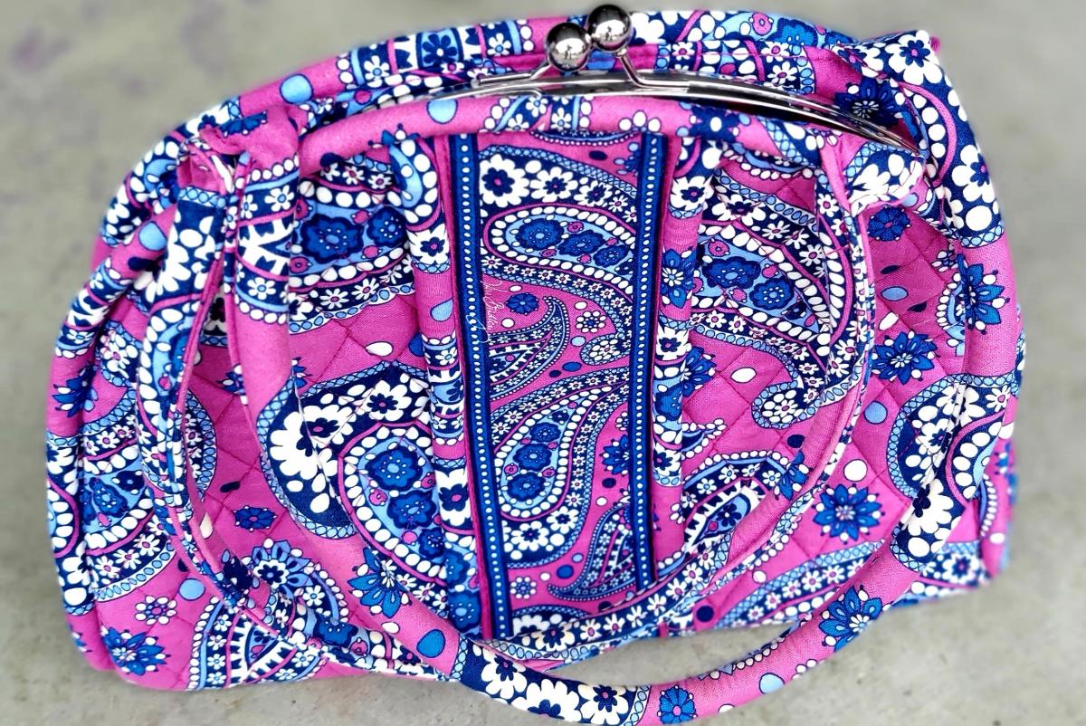 Purple Vera Bradley purse | snaplist