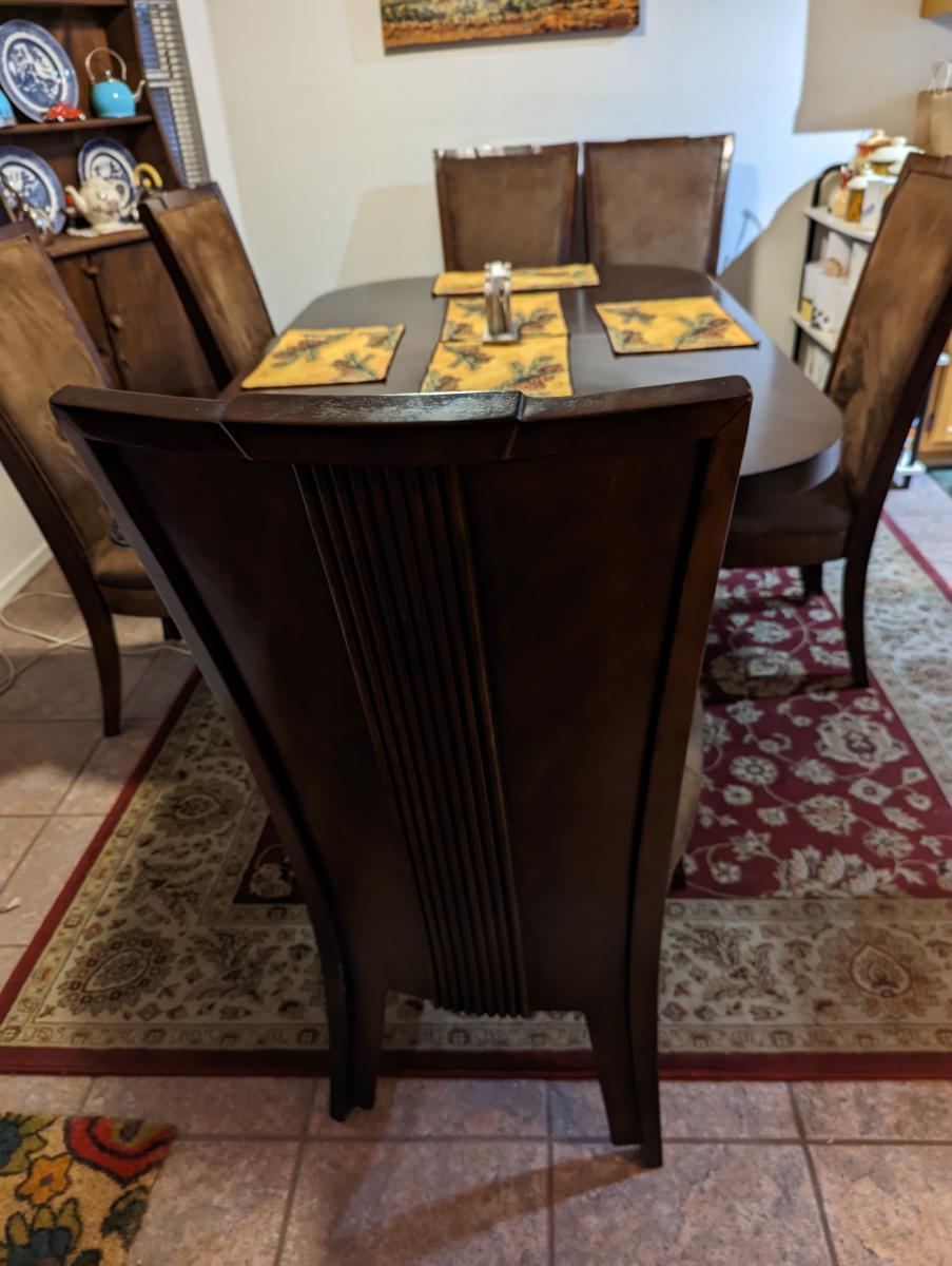 Beautiful design dining table | snaplist