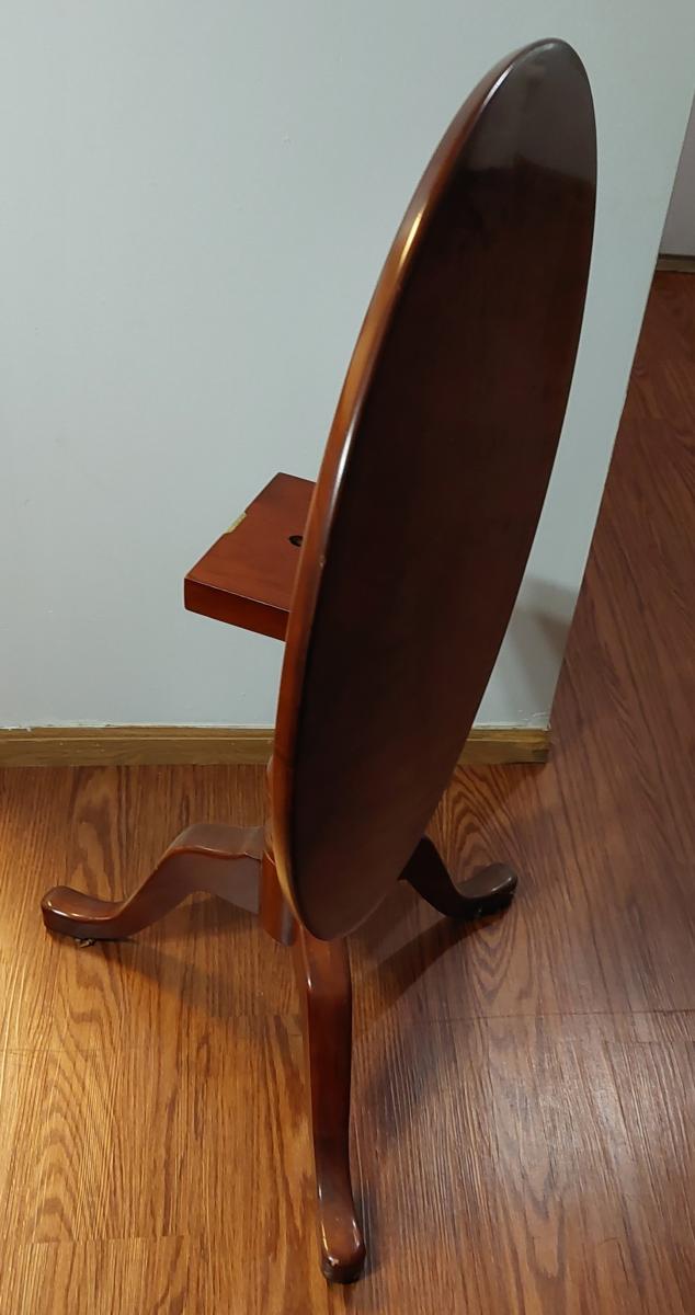 Round Table - Small - Wood / Set of 2 | snaplist