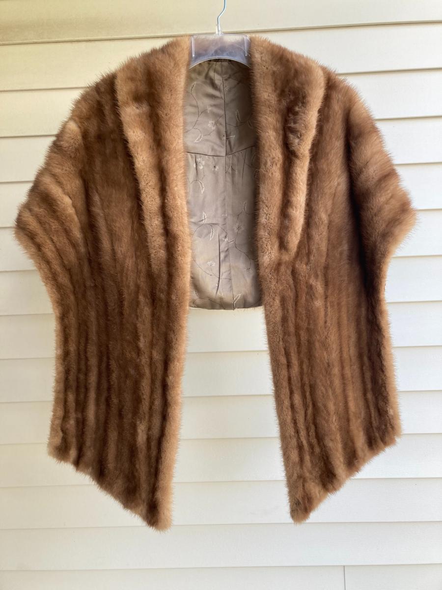 Vtg Fur Label Authority golden brown fur wrap shawl cape | snaplist